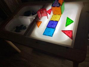 28 DIY Light Table Plans For Kids To Have Fun - Mint Design Blog