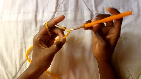 Stylish Crochet Scrunchie Pattern to Refresh Hair - Mint Design Blog