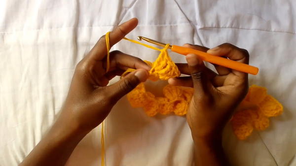 Stylish Crochet Scrunchie Pattern to Refresh Hair - Mint Design Blog