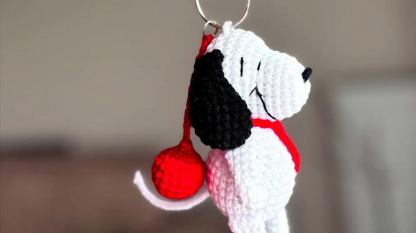 Fun Crochet Snoopy Dog Keychain Pattern for Cute Accessories - Mint ...